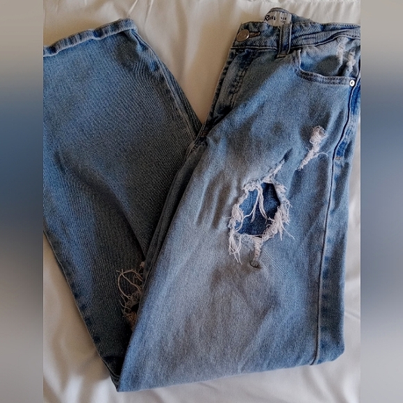 Indigo Rein | Jeans | Ripped Baggy Jeans | Poshmark